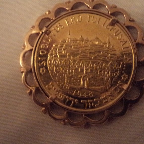 Moshe Dayan | Other | Moshe Dayan 8kt Gold Coin 19561967 Grams 1161 ...